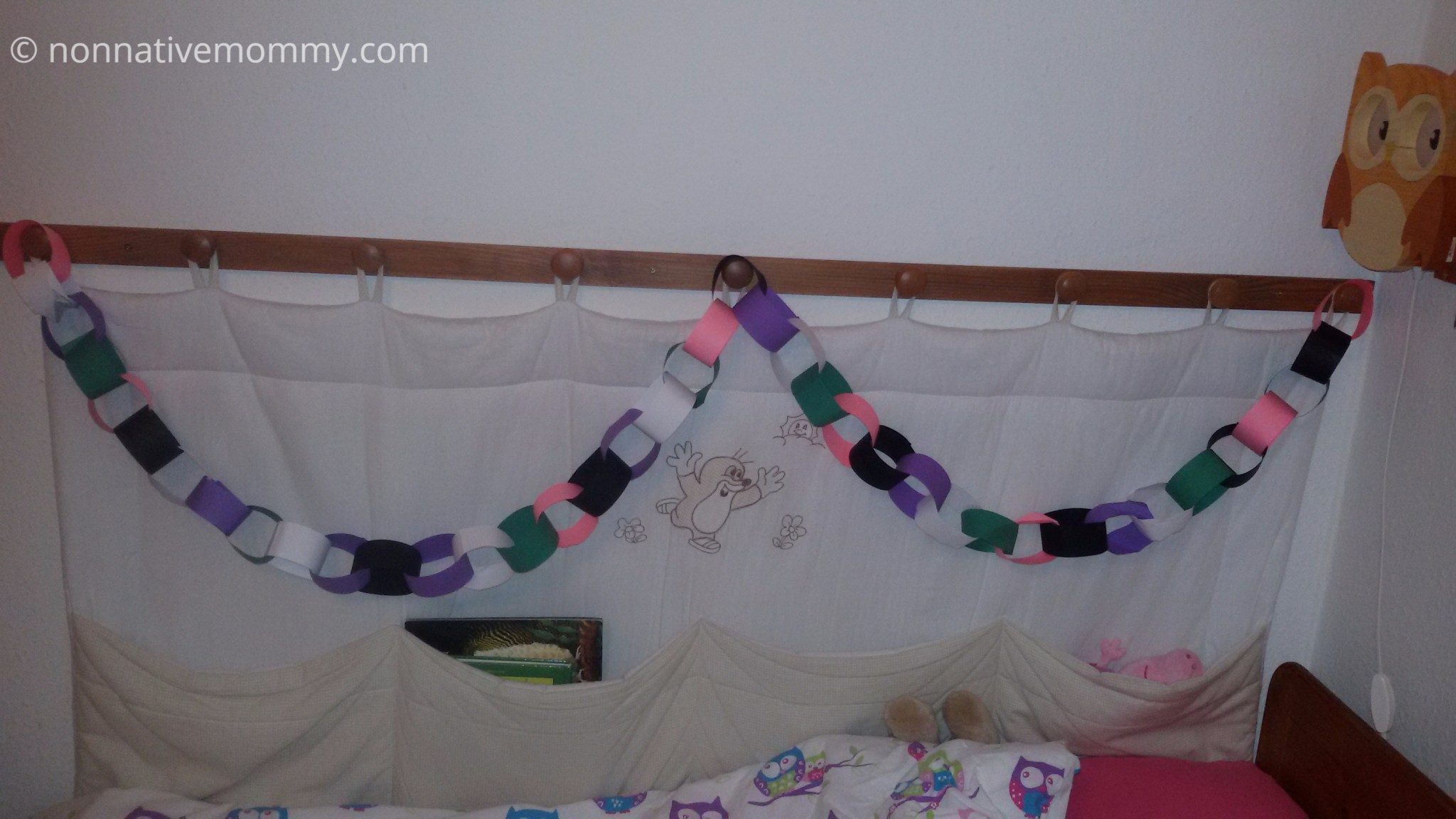 Carnival decorations – garlands – Non-native Mommy